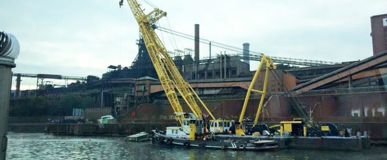 Floating Sheerlegs | HEBO Maritiemservice | Floating cranes sheerlegs