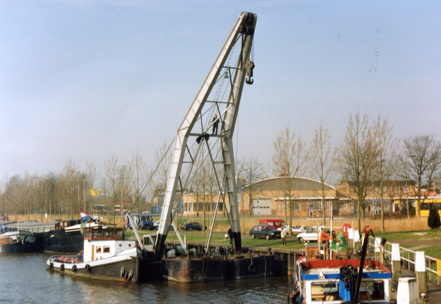 Floating Sheerlegs | HEBO Maritiemservice | Floating cranes sheerlegs